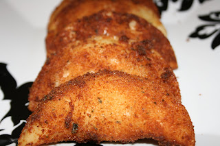 She Cooks and Bakes!: Rissois (Portuguese Shrimp cakes)